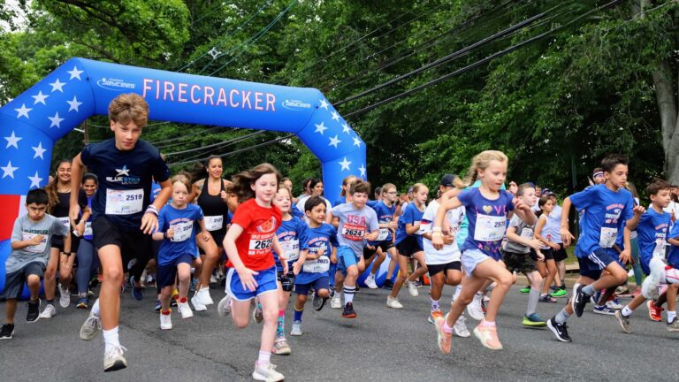 Firecracker 4-Miler Road Race & Fun Run – Cranford July 4th Running ...